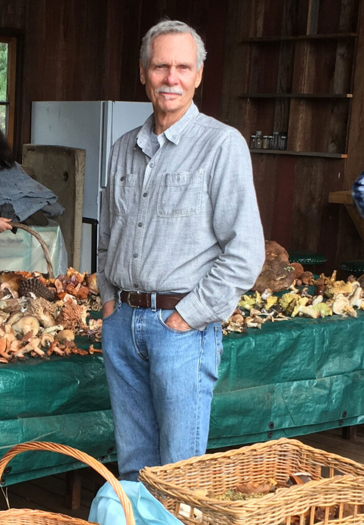 Subscribe to Dr. Hobbs's Newsletter - Dr. Christopher Hobbs, Ph.D.